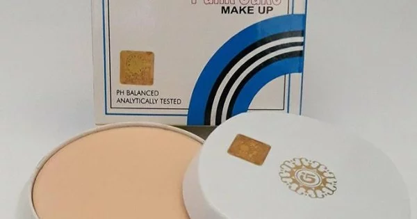 Pan Cake Base Pan Cake Foundation Make up base Oil Free Pan Cake