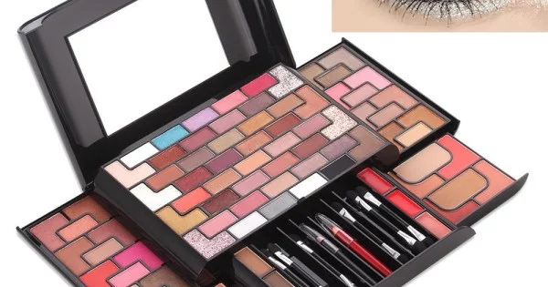 Makeup kits, Blusher kit, full makeup kits,